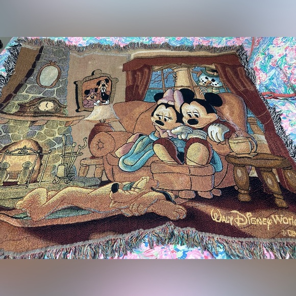 Disney | Bedding | Walt Disney Mickey And Minnie Mouse Woven Tapestry ...